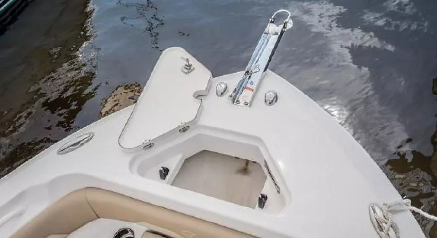 24 ft Sailfish 2023 241 CC - Sailfish 241 CC | Yachtr