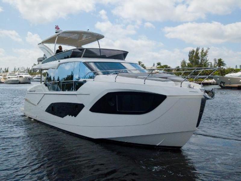 2020 Absolute 47 Fly Yacht For Sale | In Stock | SI Yachts