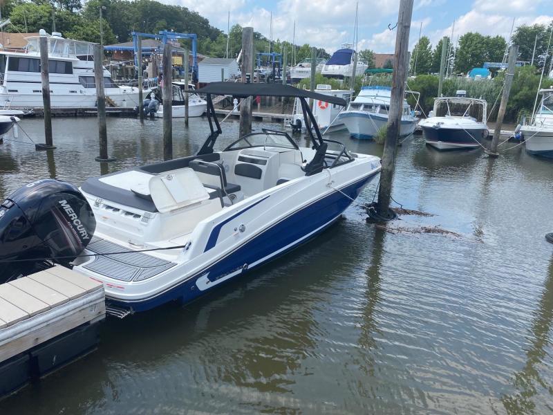 22ft 2019 Bayliner Yacht For Sale YBAA Member Yacht Search