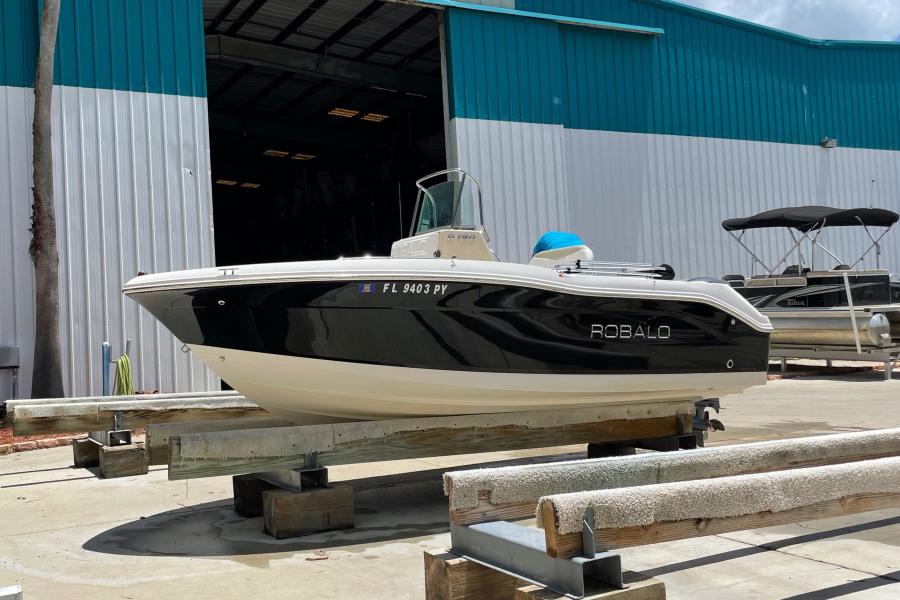18 Robalo 2013 Englewood , Florida