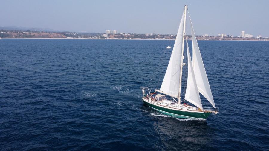 1982 Chuck Paine Custom Cutter 42' Yacht For Sale | ITHAKA | Seattle Yachts