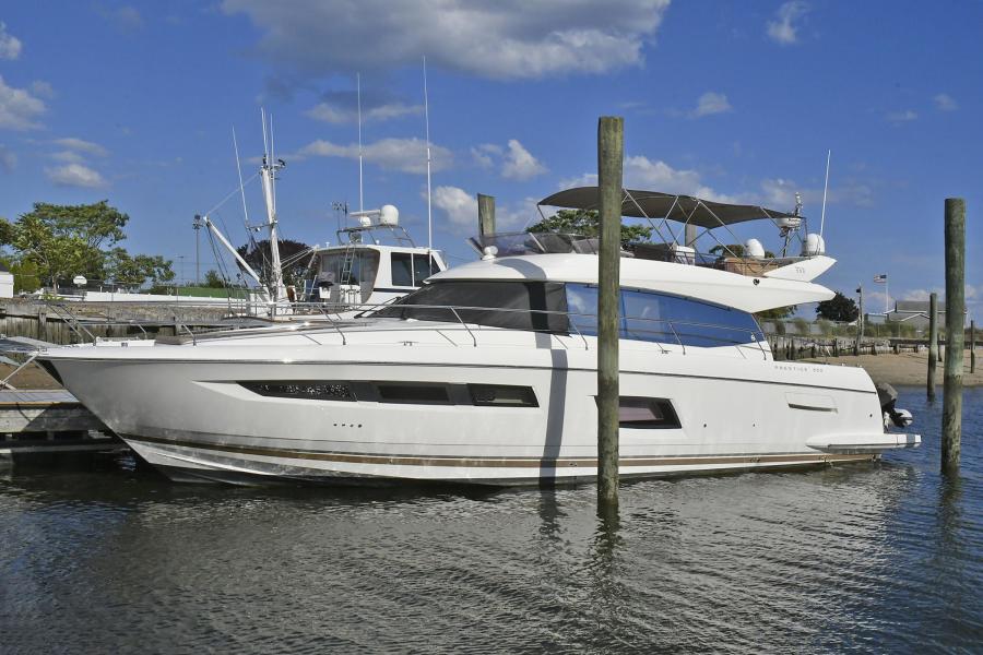 2015 Prestige 55 Flybridge Yacht For Sale | SI Yachts