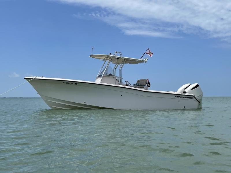 26 Grady-white 2002 Angler Management Ft Lauderdale, Florida
