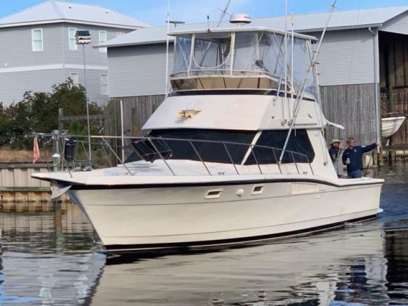 Hattisfied 36ft 1984 Hatteras Yacht For Sale YBAA Member Yacht Search