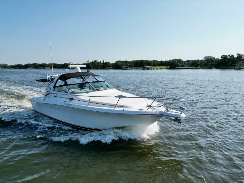 34 Sea Ray 2001 Daytona Beach, Florida