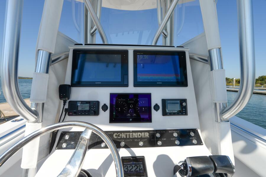 31ft 2001 Contender Yacht For Sale Navis Yacht Group