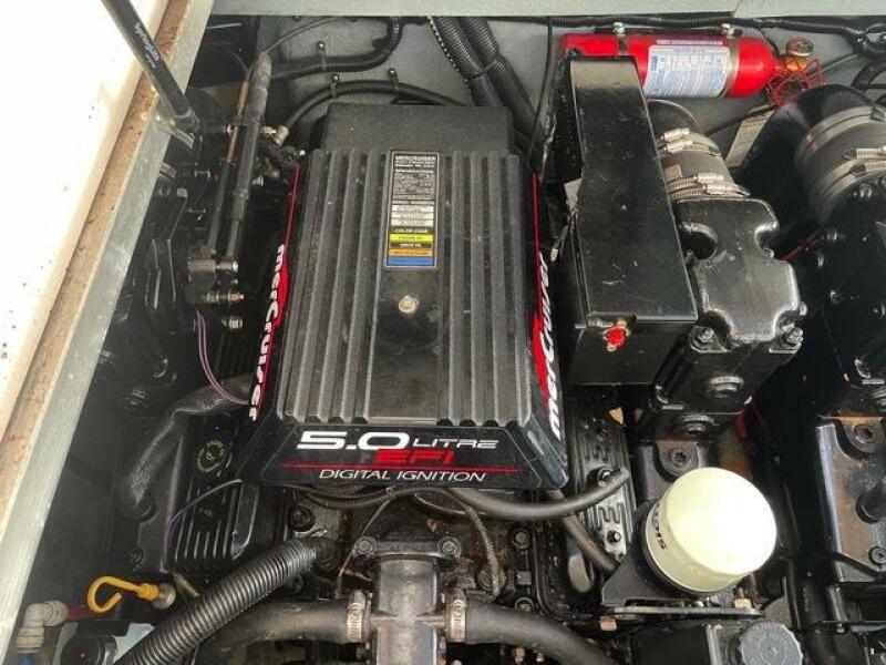 29ft 1999 Sea Ray Yacht For Sale RCR Yachts