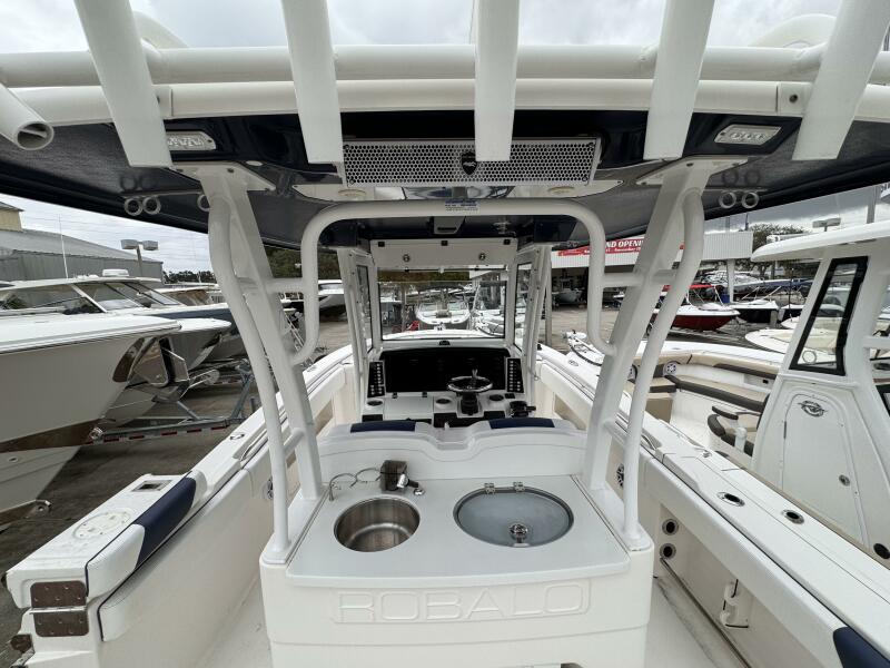 30 Robalo 2019 Clearwater, Florida