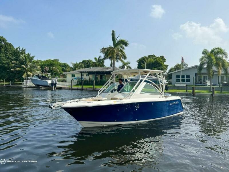 24 ft Sailfish 2021 245 DC - | Yachtr