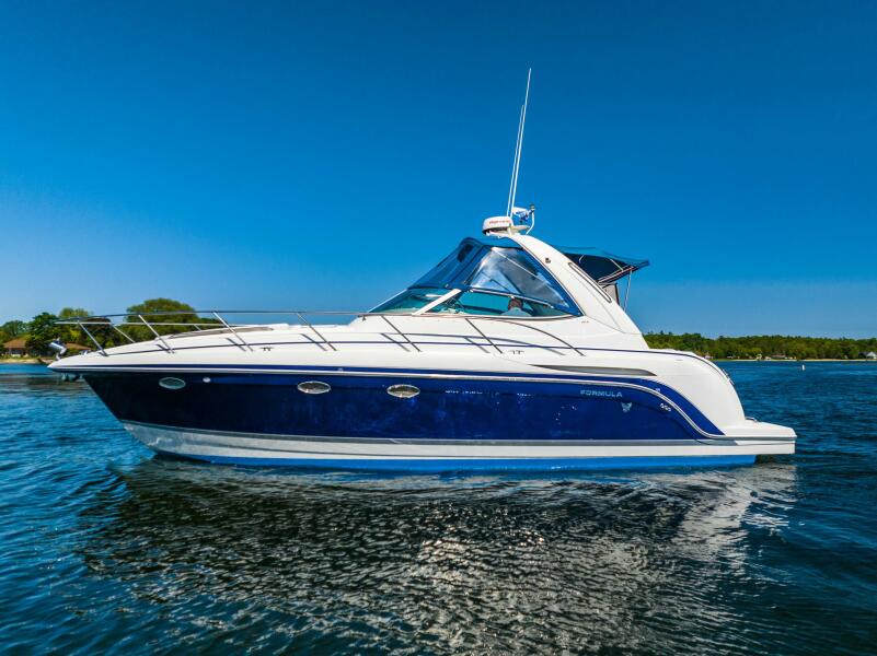 2004 Formula 34' 34 PC, For Sale in Sturgeon Bay, Wisconsin | Bluewater ...