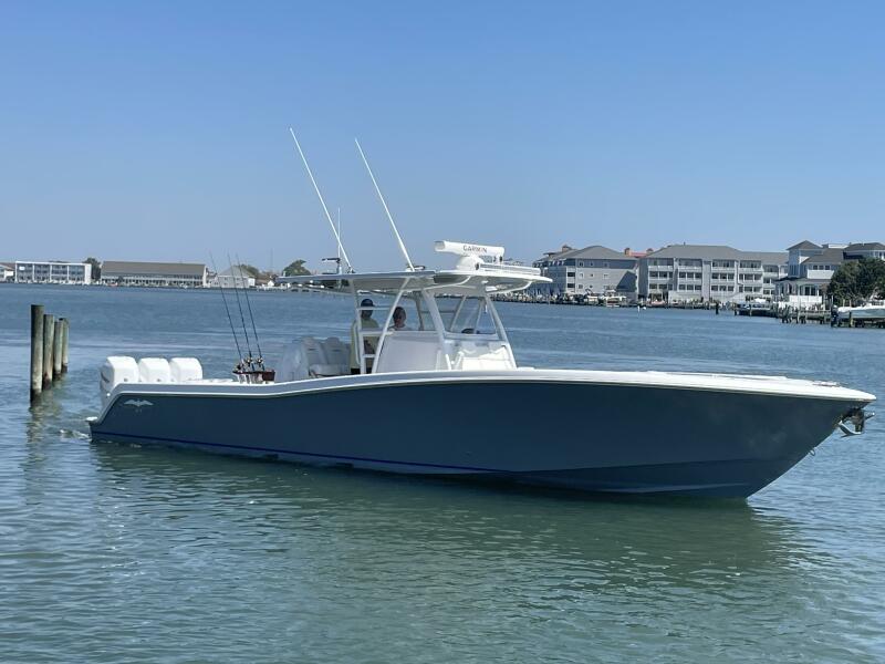 39 ft Invincible 2023 MARLIN GALE | Yachtr