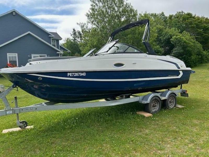 21 ft Bayliner 2017 | Yachtr