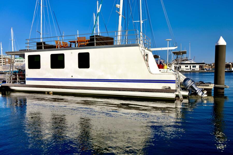 42 ft Catamaran Cruisers 2019 Houseboat - | Yachtr