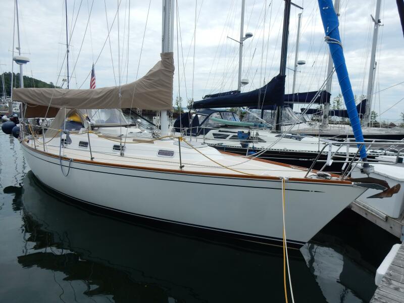 35 ft Tartan 1994 3500 - | Yachtr