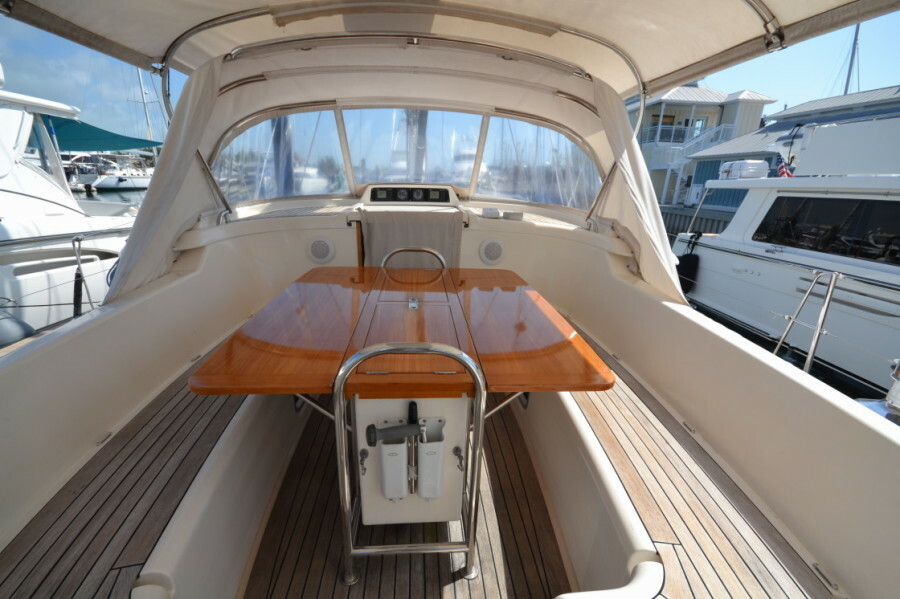 Alhambra 62ft 2001 Oyster Yacht For Sale Little Yacht Sales