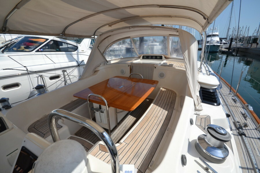 Alhambra 62ft 2001 Oyster Yacht For Sale Little Yacht Sales