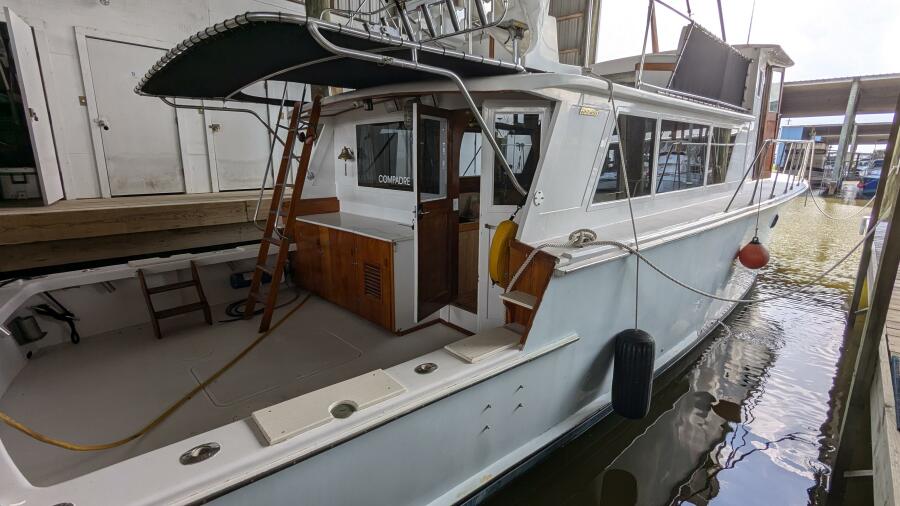 Compadre 53ft 1966 Hatteras Yacht For Sale Little Yacht Sales