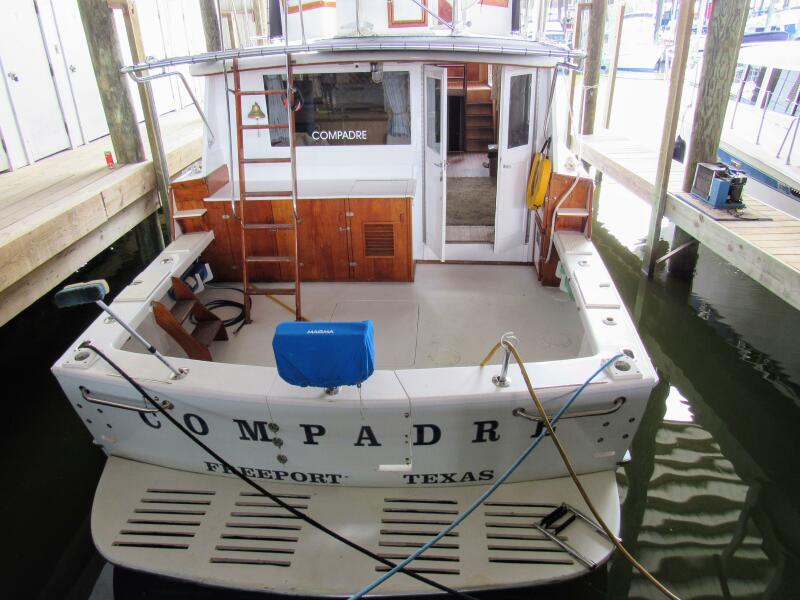 Compadre 53ft 1966 Hatteras Yacht For Sale Little Yacht Sales