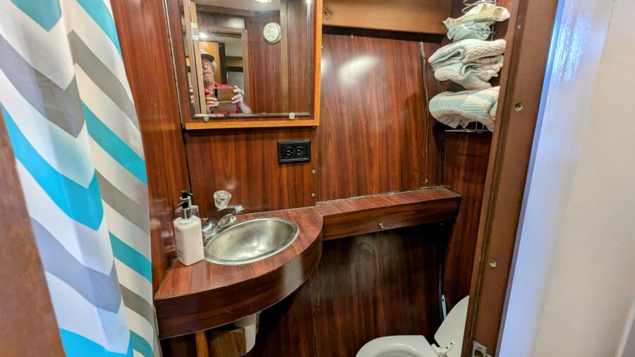 Compadre 53ft 1966 Hatteras Yacht For Sale Little Yacht Sales