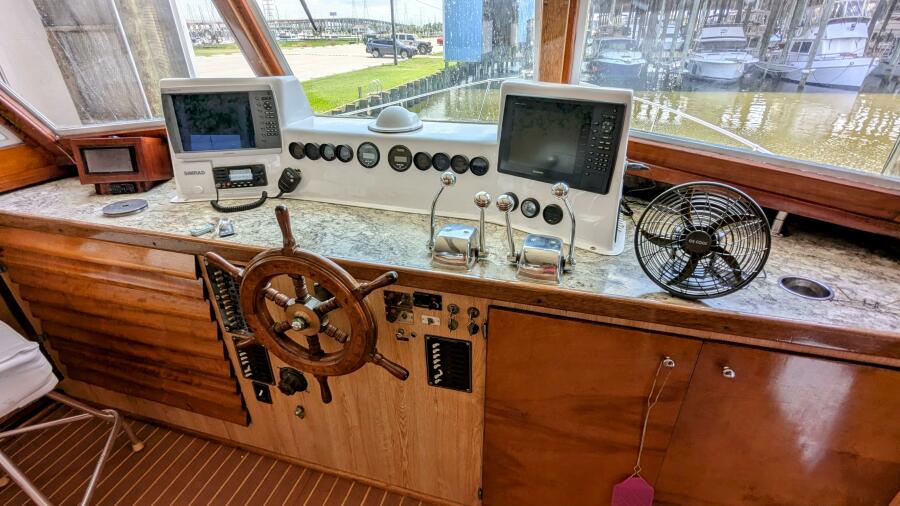 Compadre 53ft 1966 Hatteras Yacht For Sale Little Yacht Sales