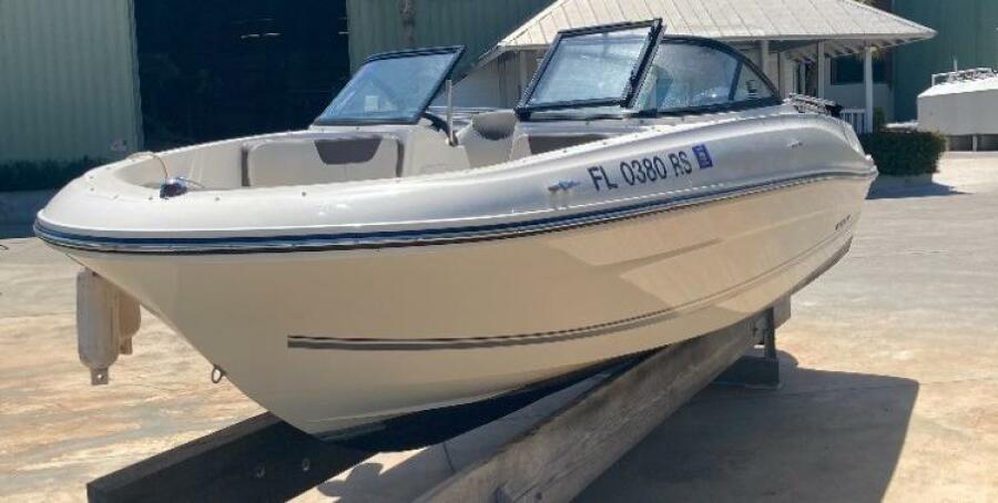 2018 Bayliner VR4 20' Yacht For Sale | Seattle Yachts