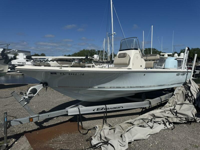 Yacht Details - Redmond Boats & Yachts