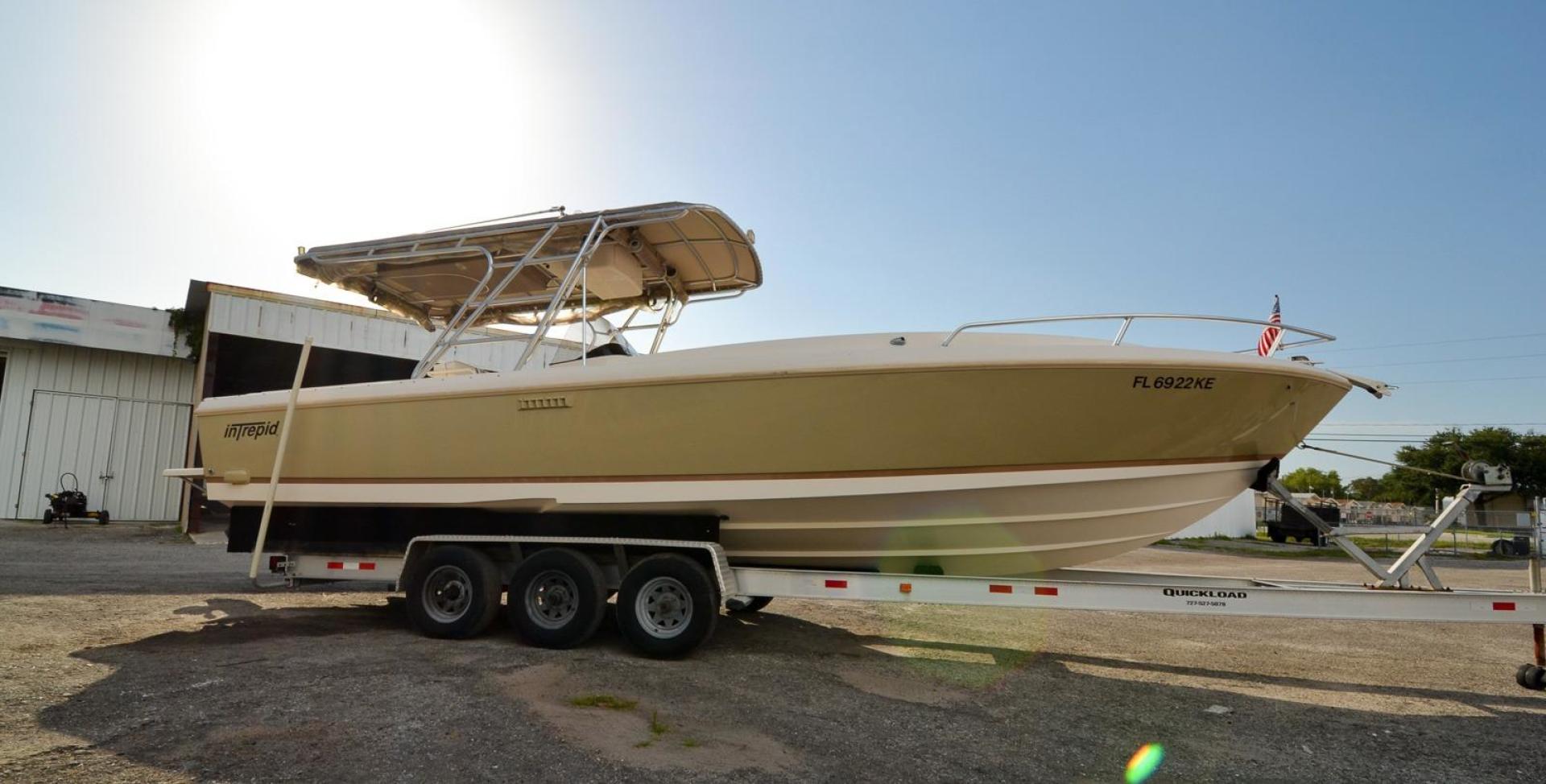32' 2000 Intrepid 322 Cuddy | Tampa Yacht Sales