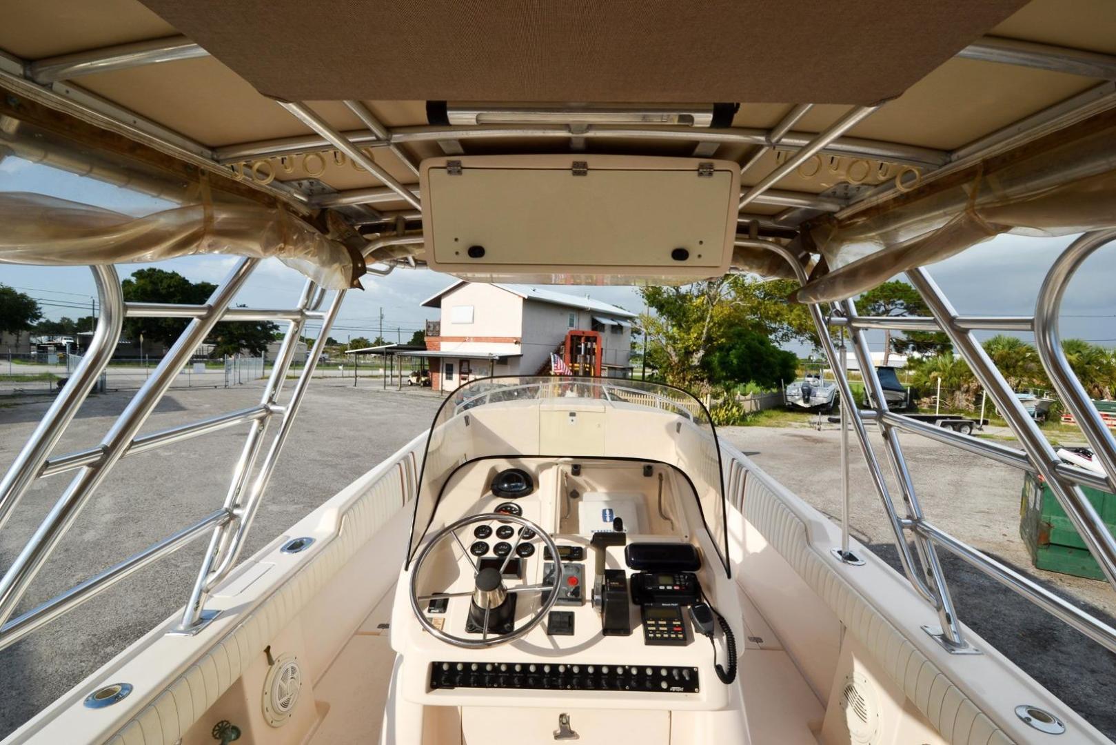 32' 2000 Intrepid 322 Cuddy | Tampa Yacht Sales