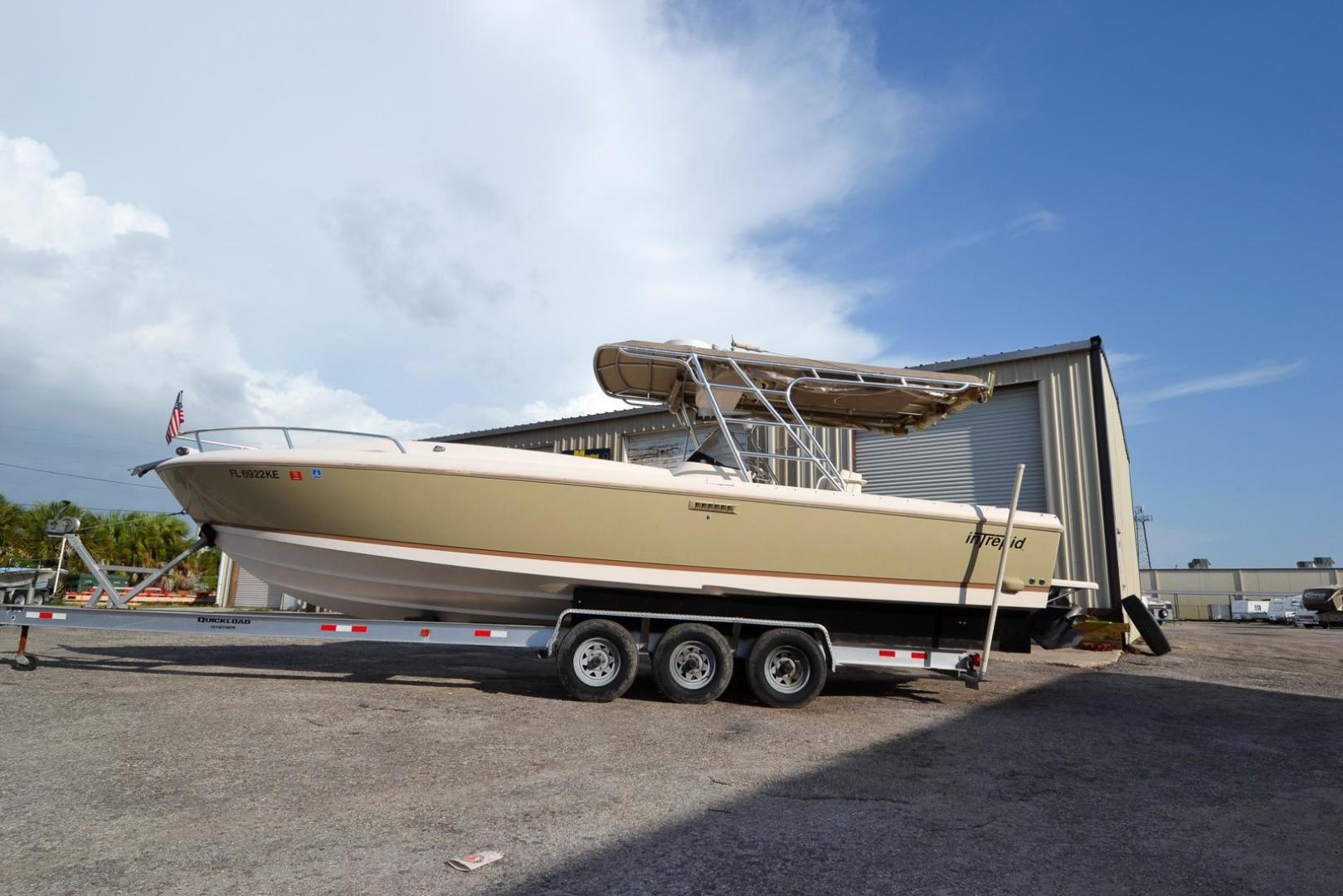 32' 2000 Intrepid 322 Cuddy | Tampa Yacht Sales