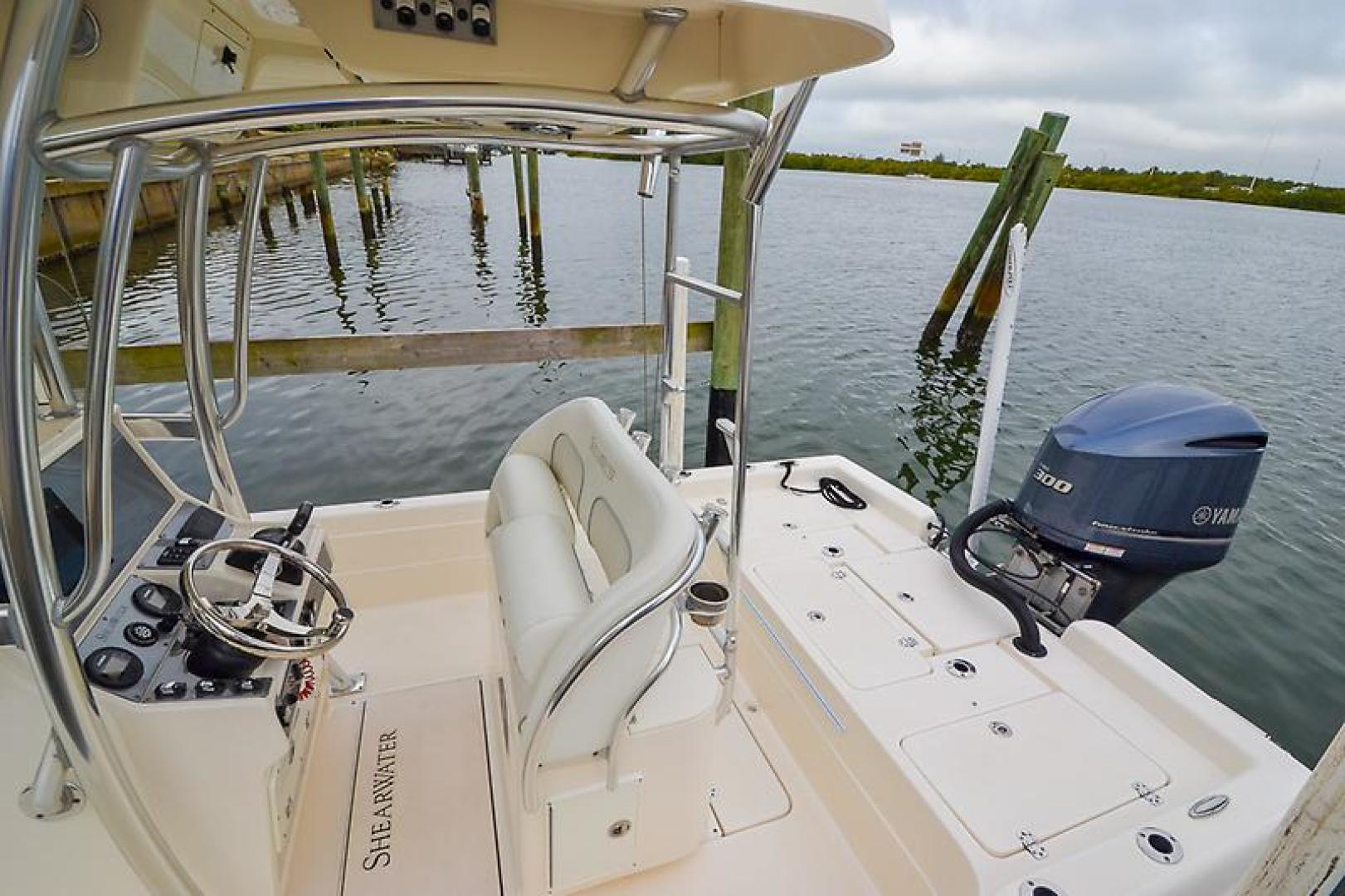 25' 2016 ShearWater 25 LTZ | Tampa Yacht Sales