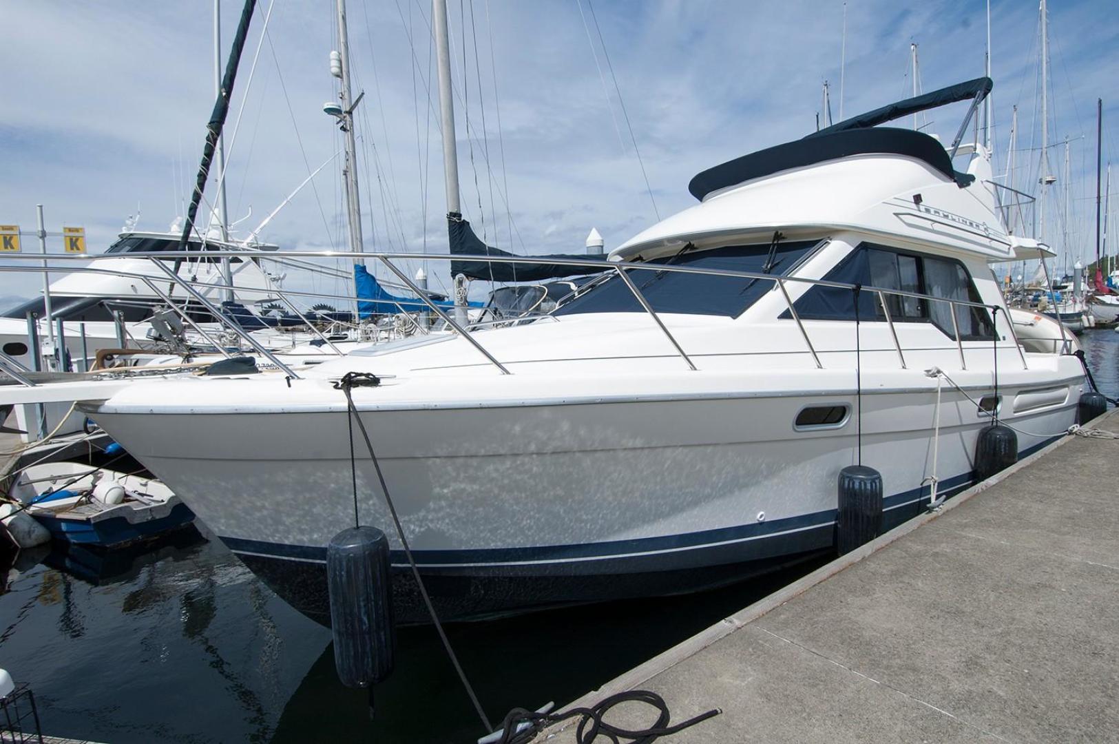 Recompensa 1998 Bayliner 32 for sale in Seattle, Washington by Crusader ...
