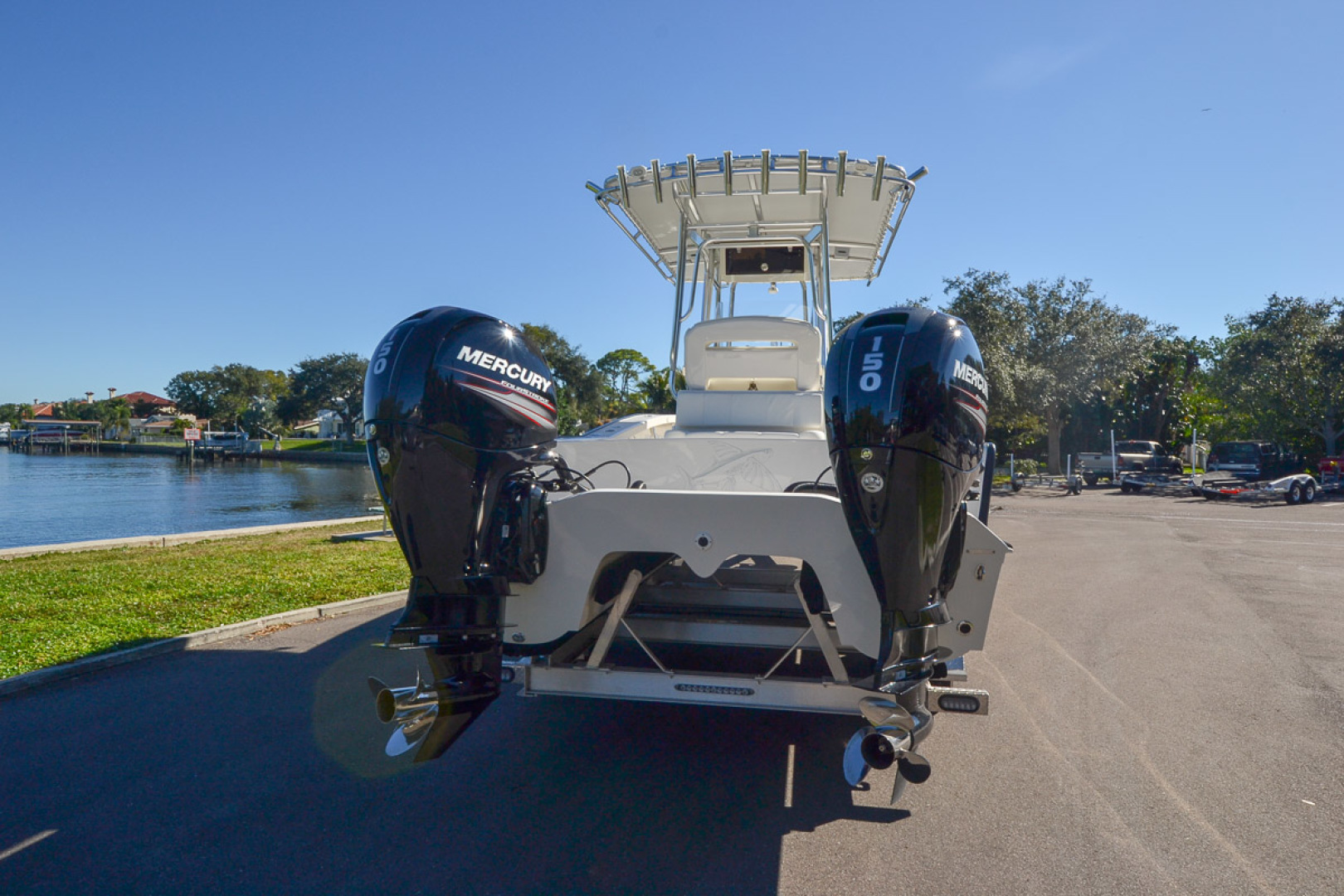 26' 2018 Calcutta 263 | Tampa Yacht Sales