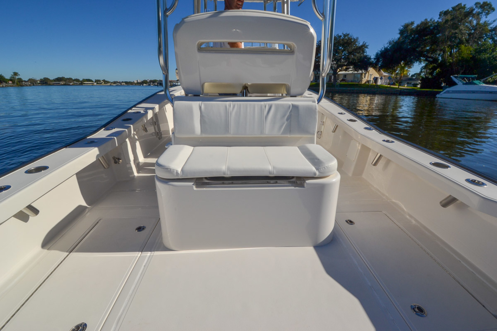 26' 2018 Calcutta 263 | Tampa Yacht Sales