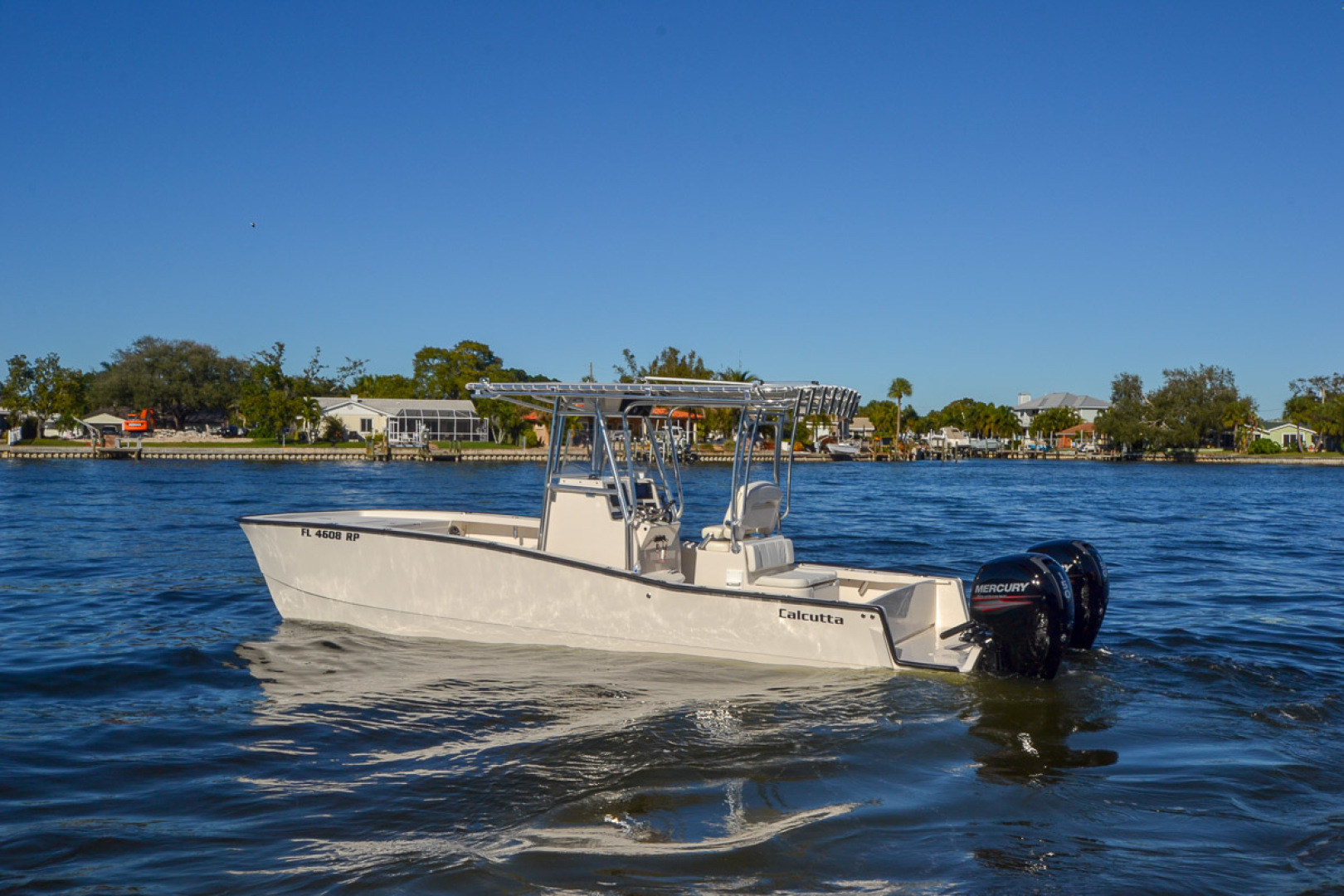 26' 2018 Calcutta 263 | Tampa Yacht Sales