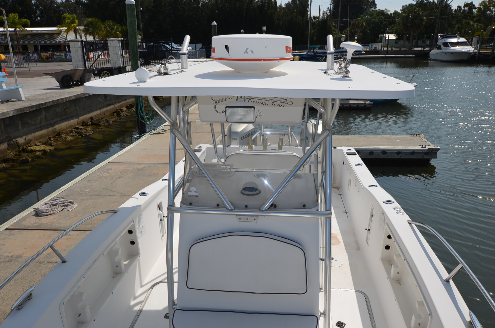 28' 2003 Pro Sports 2860CC | Tampa Yacht Sales