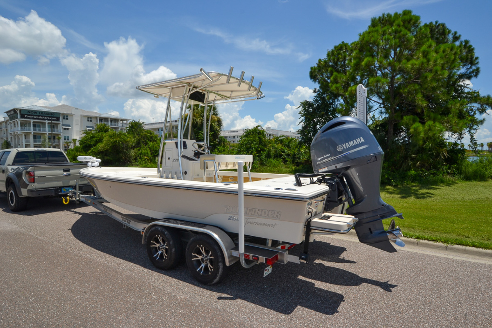 22' 2017 Pathfinder 2200 Tournament | Tampa Yacht Sales