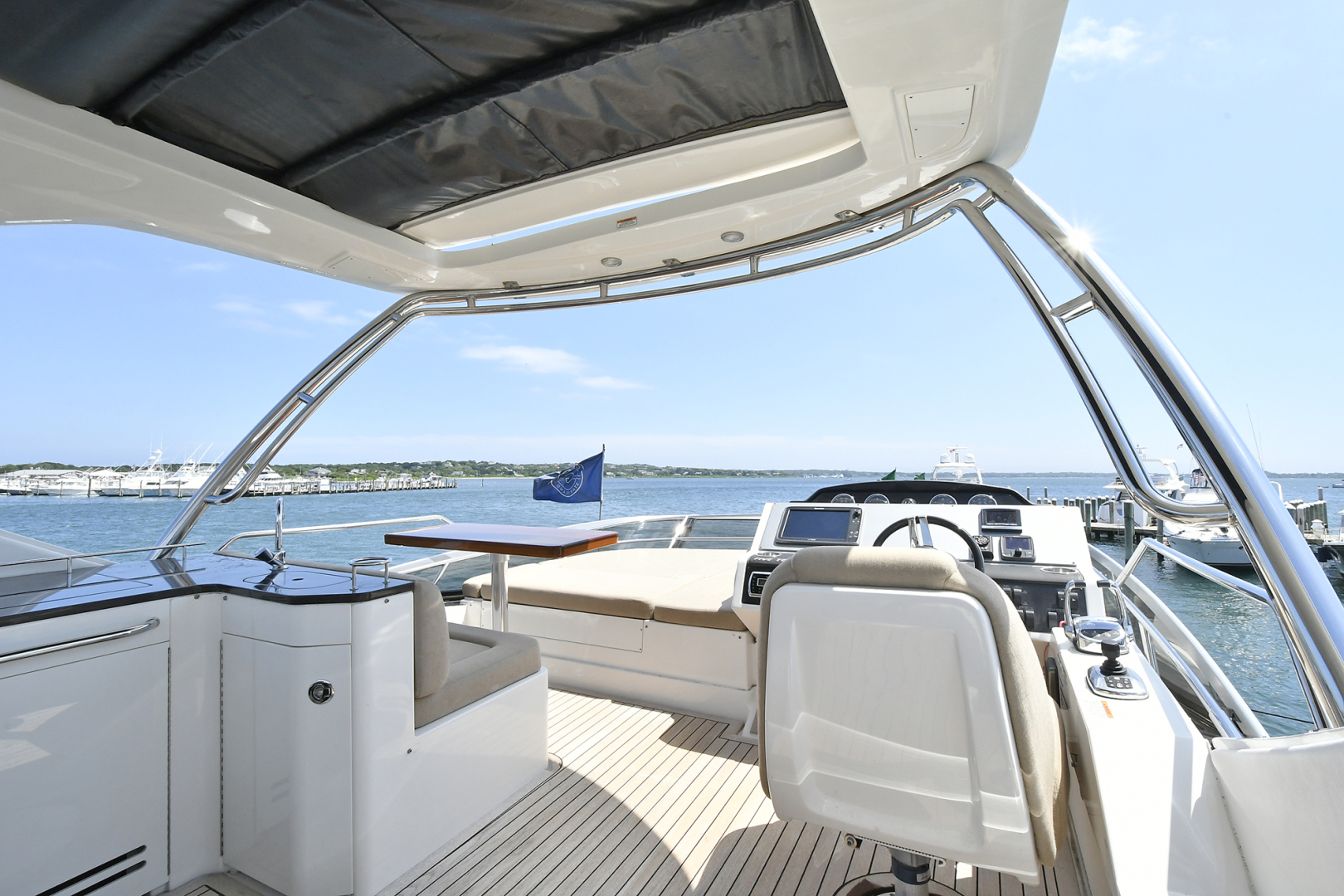 2014 Sea Ray 51 Flybridge Yacht For Sale | Seas The Day | SI Yachts