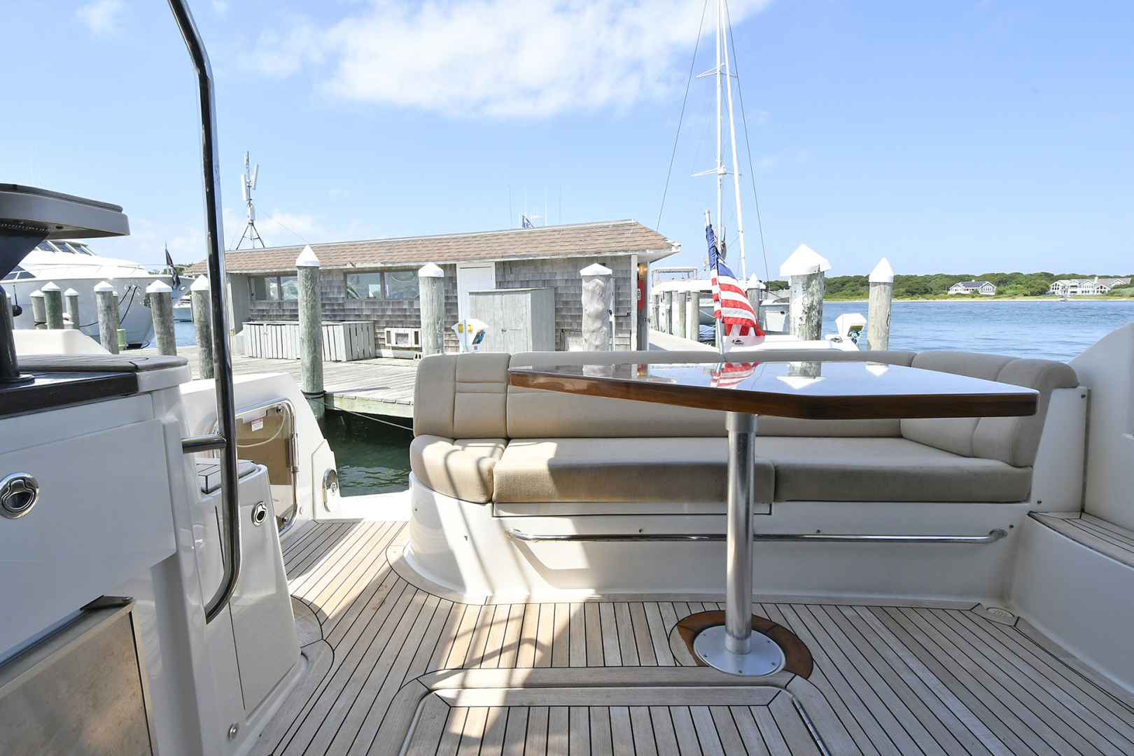 2014 Sea Ray 51 Flybridge Yacht For Sale | Seas The Day | SI Yachts