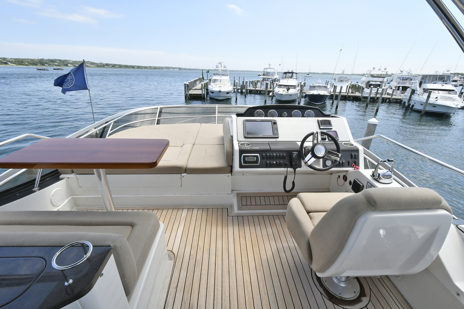 2014 Sea Ray 51 Flybridge Yacht For Sale | Seas The Day | SI Yachts