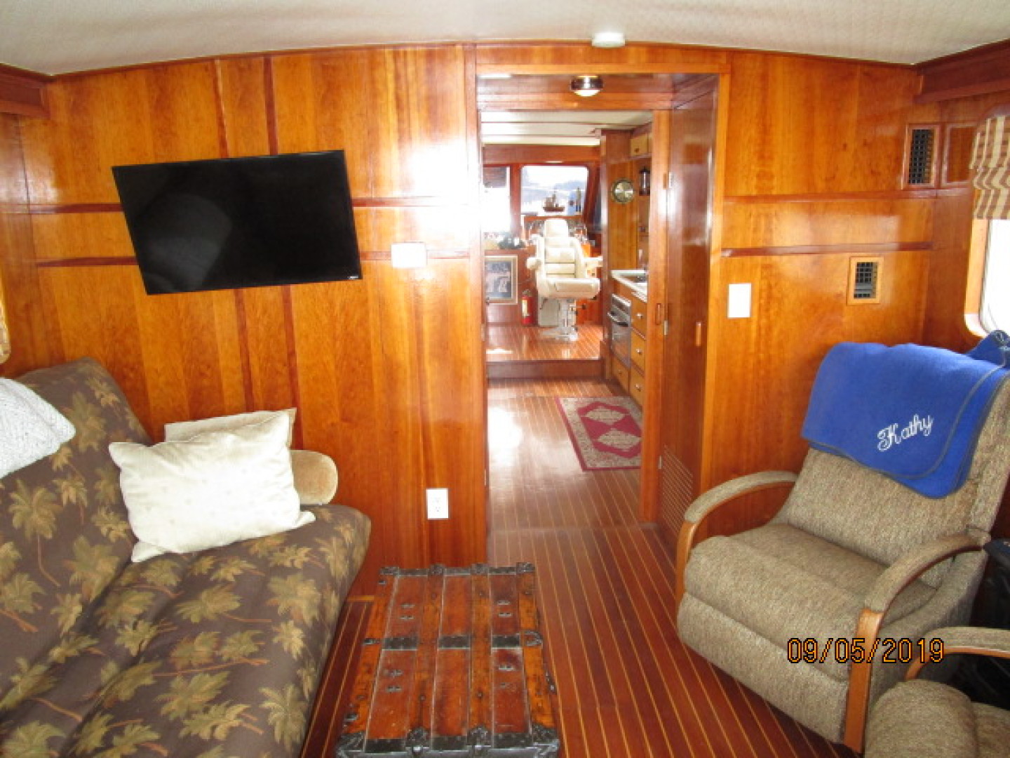 43' Pearson "43" Trawler for Sale | Motor Yachts | Queen Bea 2768234 ...