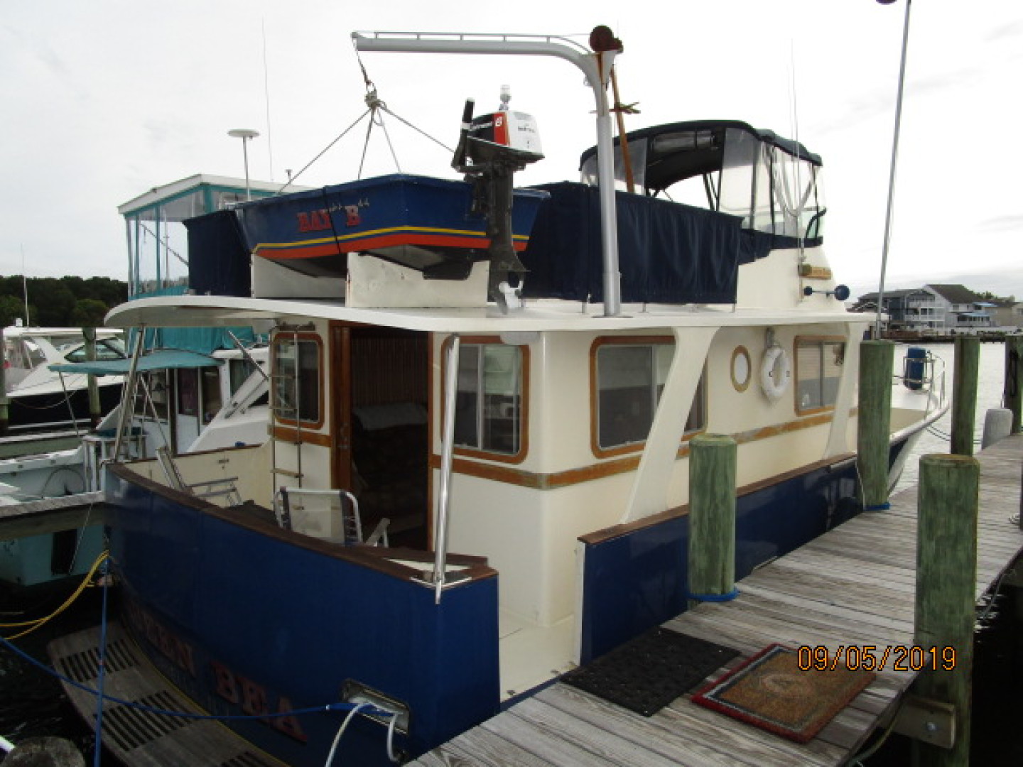 43' Pearson "43" Trawler for Sale | Motor Yachts | Queen Bea 2768234 | Curtis Stokes Yacht Brokerage