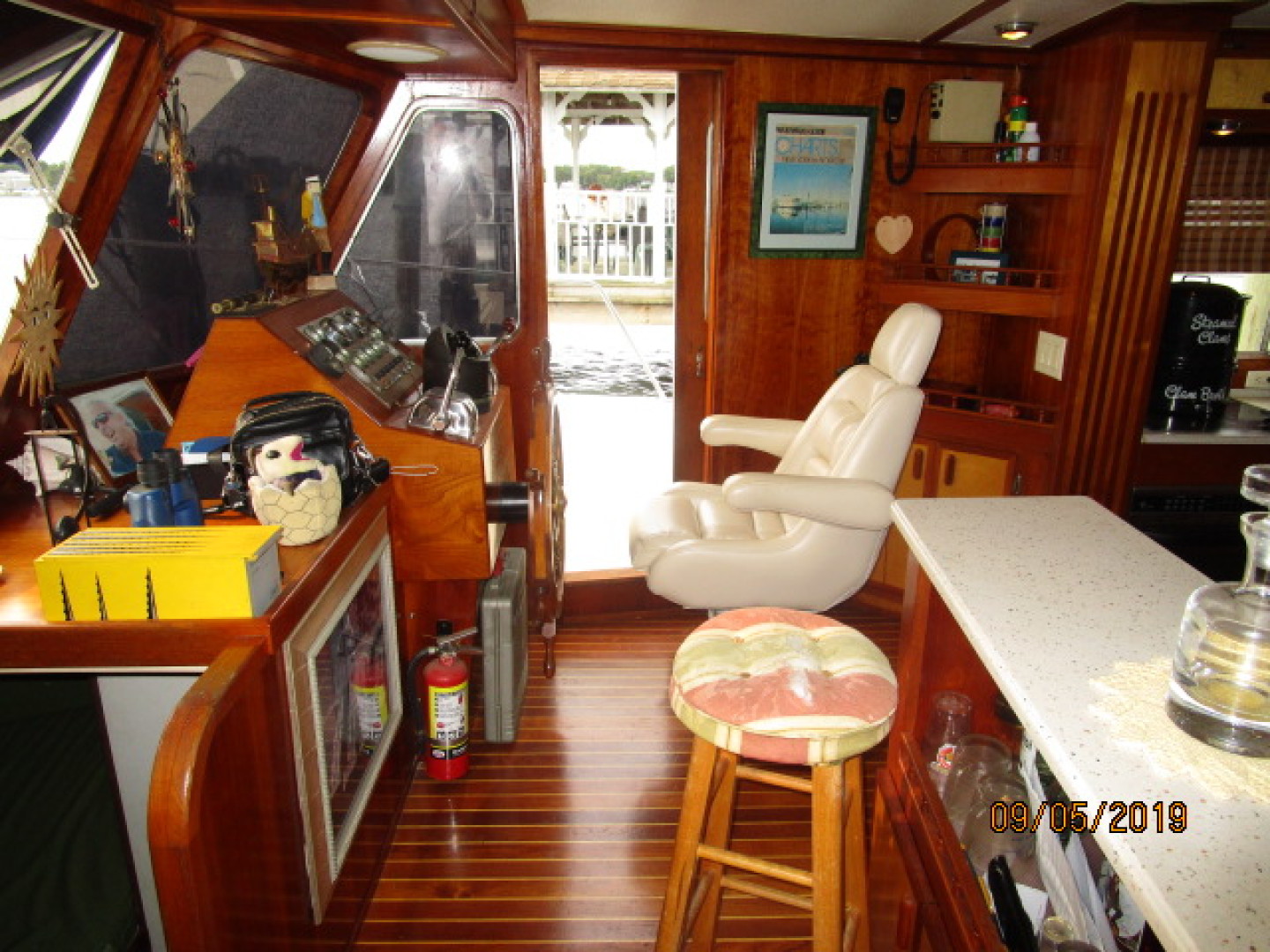 43' Pearson "43" Trawler for Sale | Motor Yachts | Queen Bea 2768234 | Curtis Stokes Yacht Brokerage