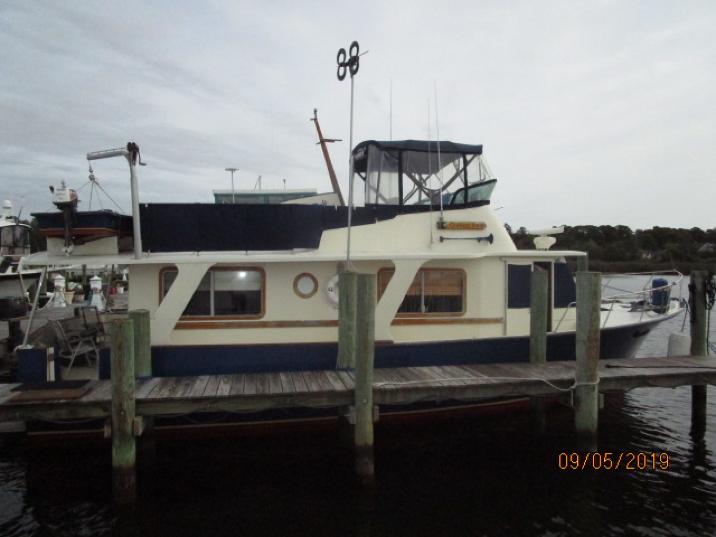 43' Pearson "43" Trawler for Sale | Motor Yachts | Queen Bea 2768234 ...