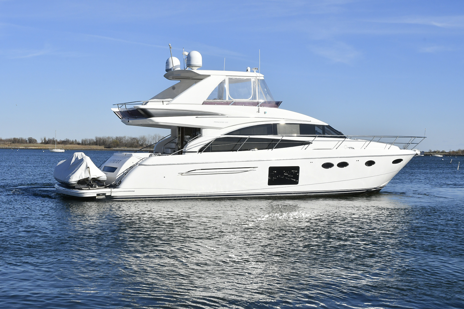 2014 Princess 60 Flybridge Yacht For Sale | Patriot | SI Yachts