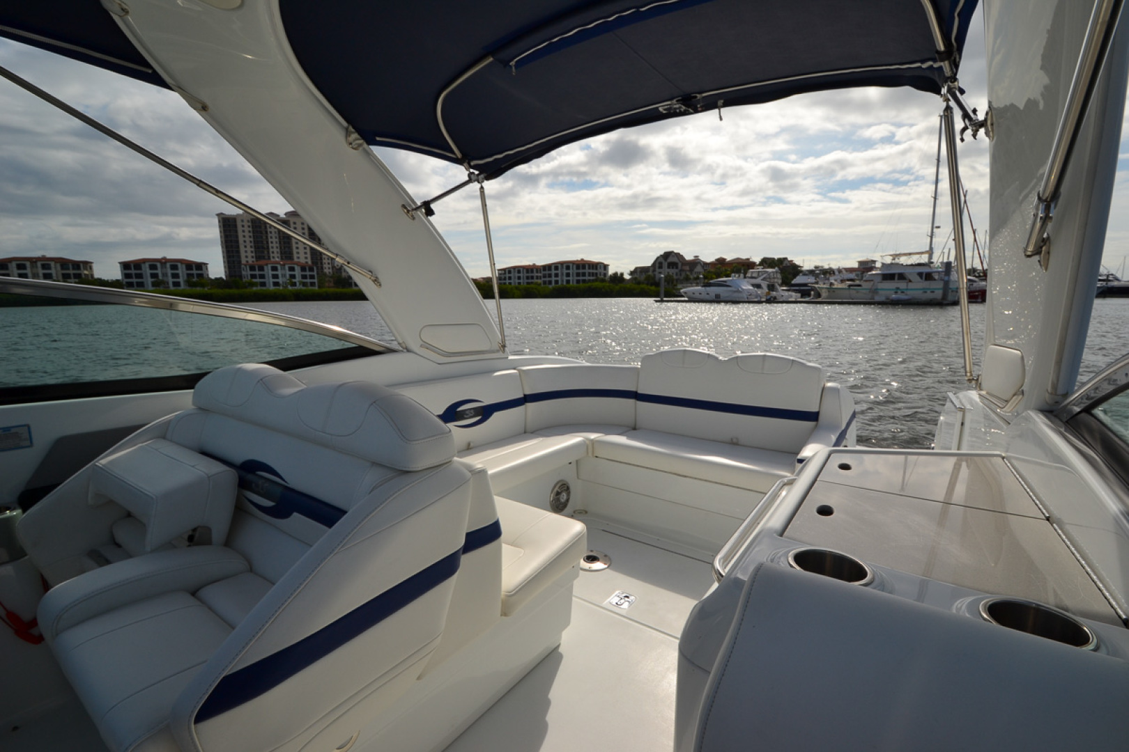 31' 2012 Formula 310 SS | Tampa Yacht Sales