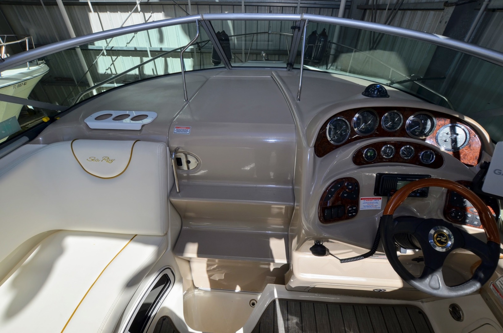 31' 2003 Sea Ray 280 Sundancer | Tampa Yacht Sales