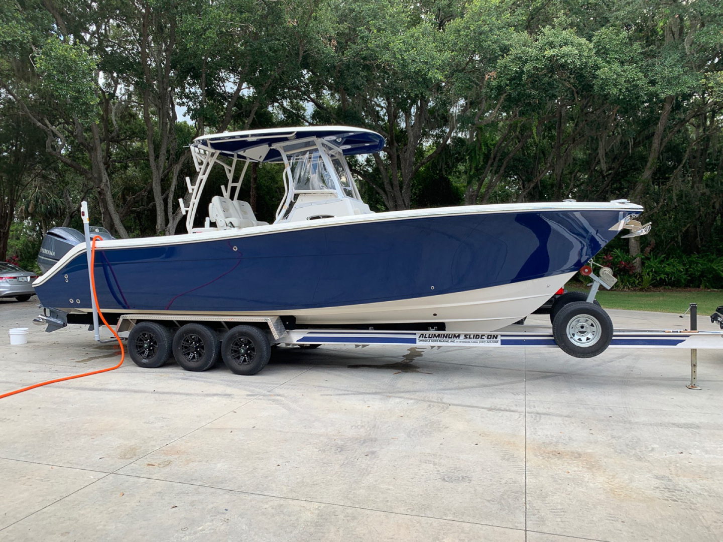 29' 2016 Cobia 296 cc | Tampa Yacht Sales