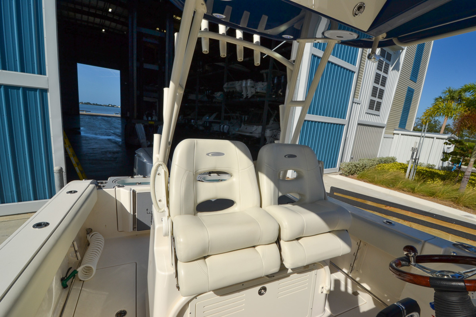 29' 2016 Cobia 296 cc | Tampa Yacht Sales