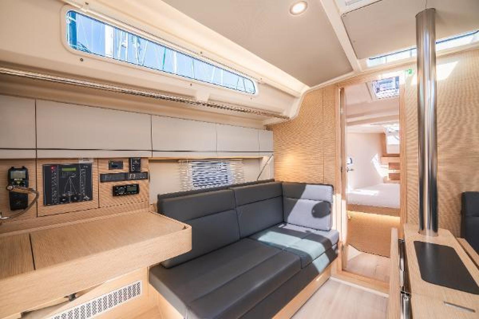 2018 Hanse 388 38' Yacht For Sale | HANSE 388 | Seattle Yachts