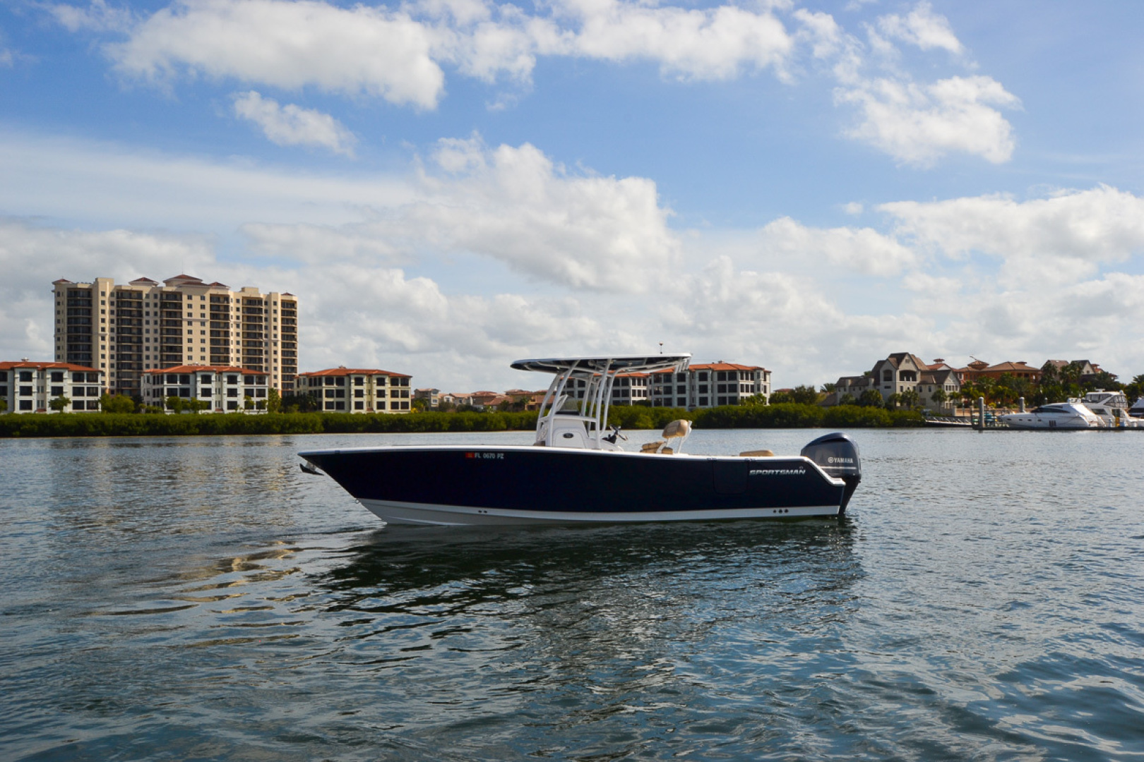 25' 2016 Sportsman 251 Heritage | Tampa Yacht Sales